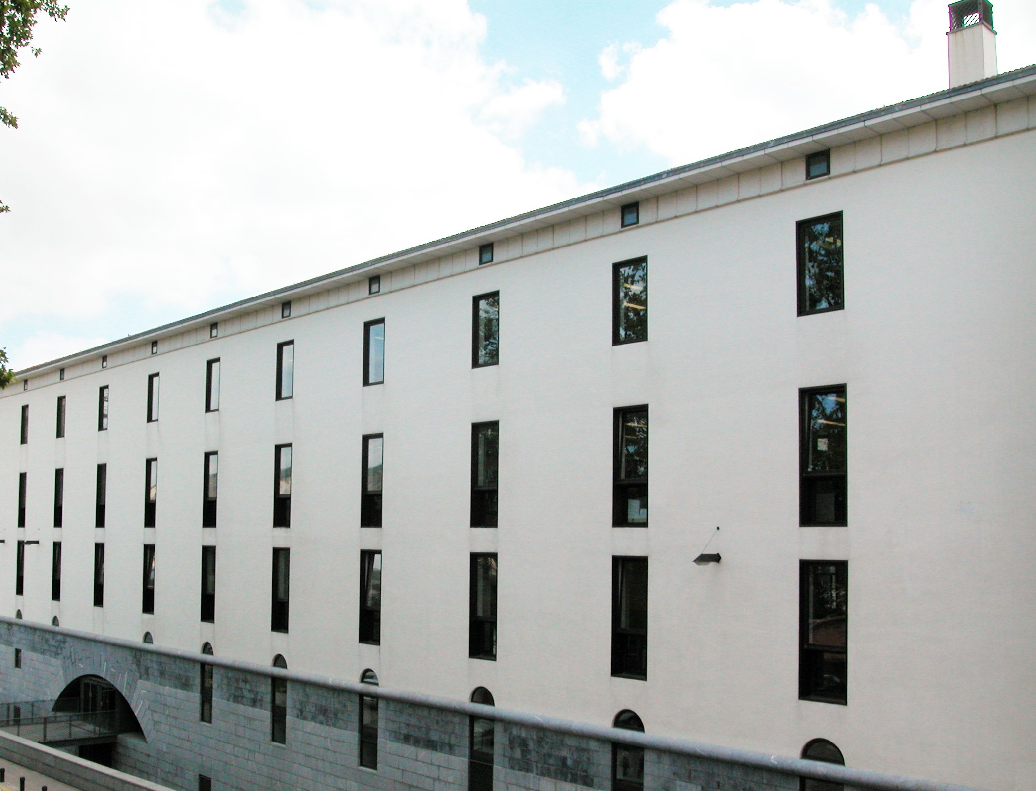 ELA acusa al Departamento de Educación de dejadez y negligencia en ...